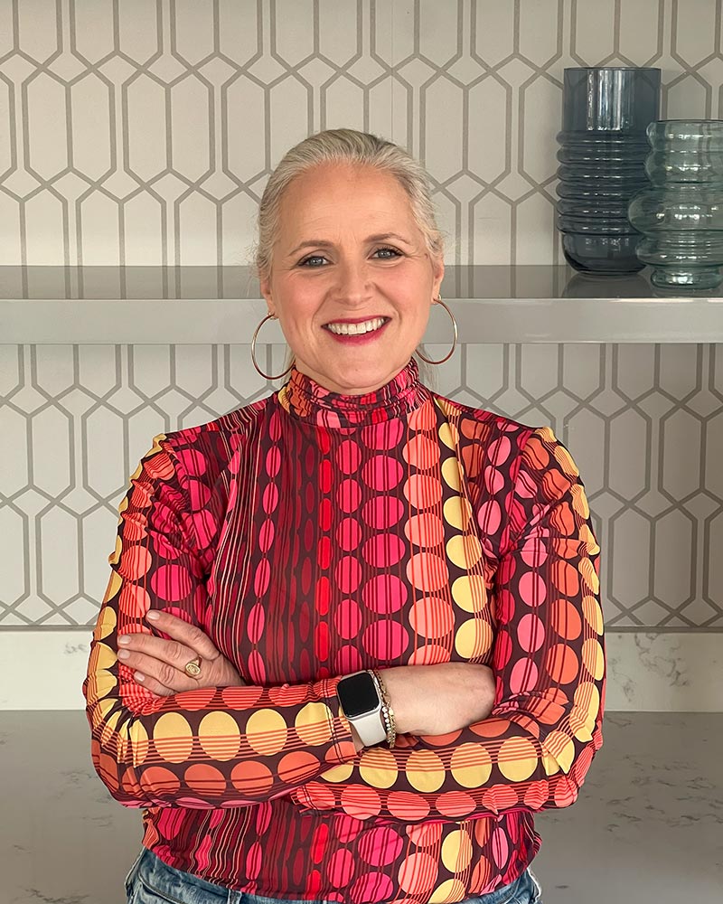 Jacqueline Laurencelle – Meet Jacqueline Laurencelle